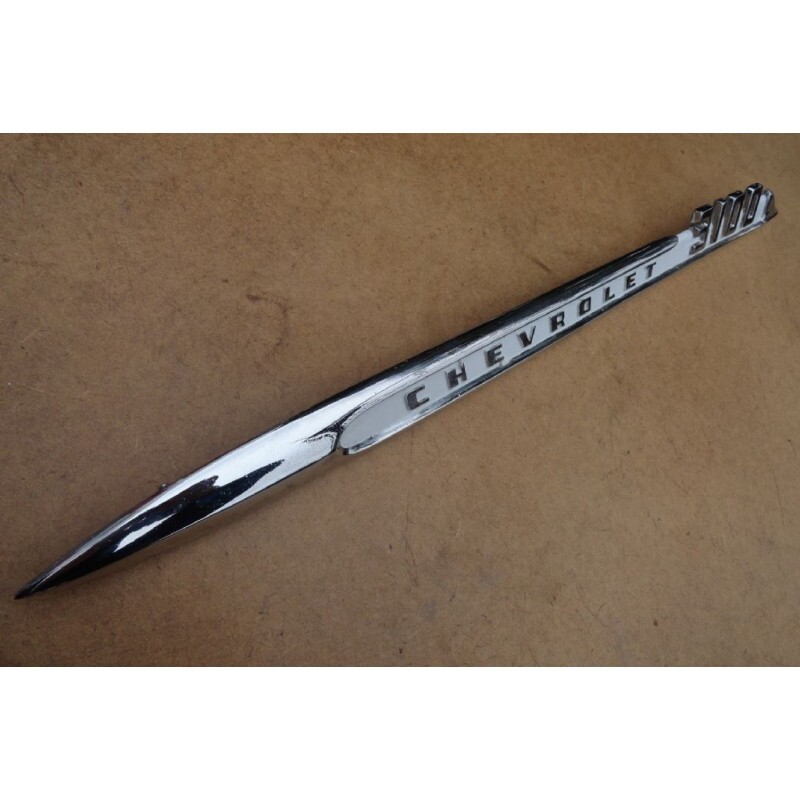 Emblema 3100 Lateral Esquerda Capô Marta Rocha 1955 Original